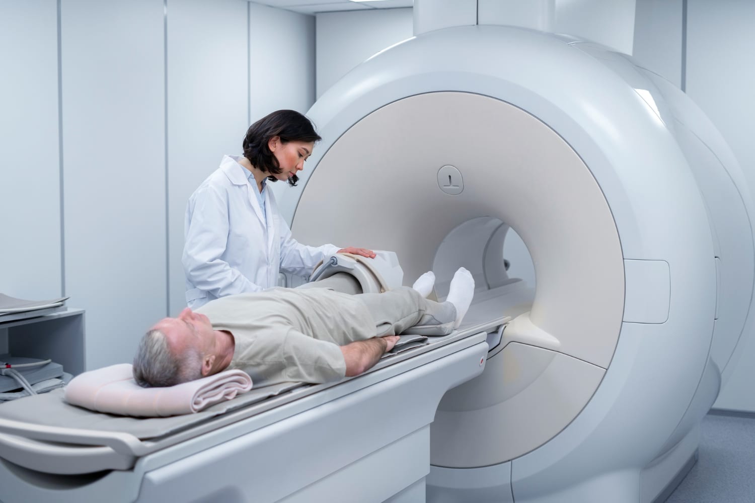 Imaging Center in Brooklyn, NY | MRI, CT, X-RAY | City Wide Radiology