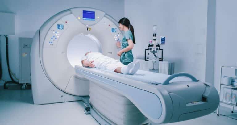 The Difference Between MRI, CT Scan, and X-Ray: Which Do You Need ...